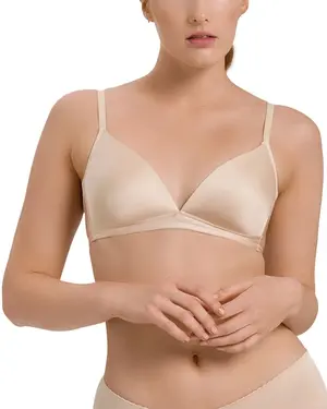 Hanro Satin Deluxe Soft Cup Wireless T-shirt Bra - Natural