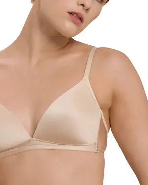 Hanro Satin Deluxe Soft Cup Wireless T-shirt Bra - Natural