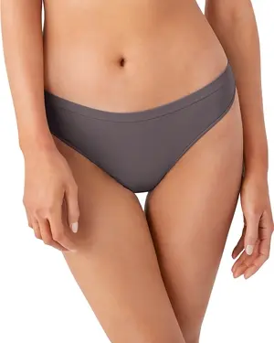Wacoal B. Tempt'd By Wacoal Comfort Intended Thong Shark