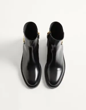 Valentino Garavani Vlogo Signature Ankle Boots