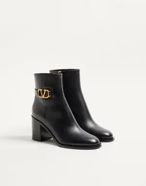 Valentino Garavani Vlogo Signature Ankle Boots - Black