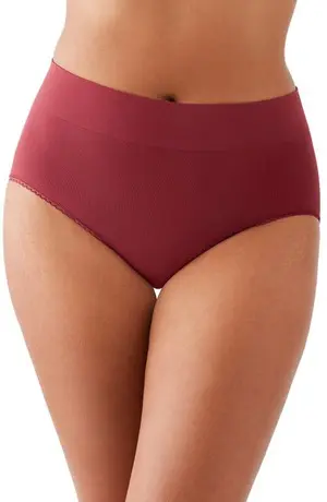 Wacoal Feeling Flexible Briefs Cordovan