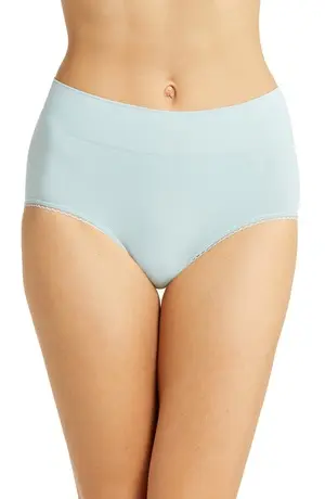Wacoal Feeling Flexible Briefs Ether