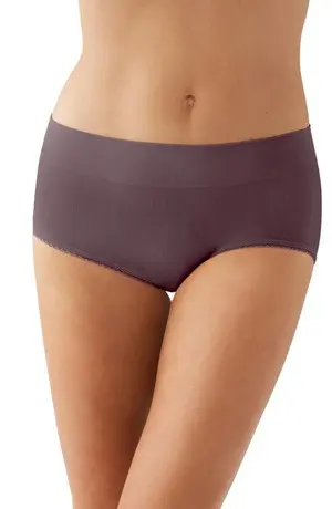 Wacoal Feeling Flexible Briefs - Huckleberry