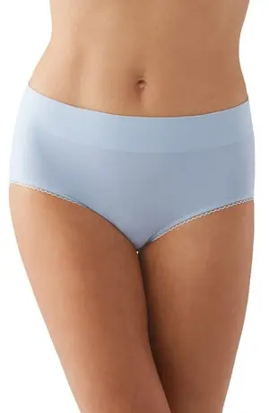 Wacoal Feeling Flexible Briefs Skyway