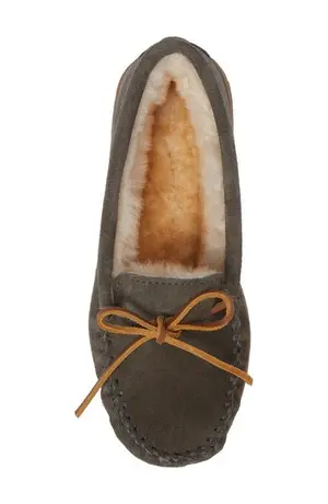 Minnetonka Genuine Shearling Slipper - Grey