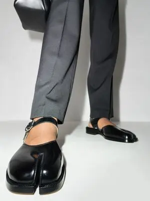 MAISON MARGIELA Tabi Leather Sandals