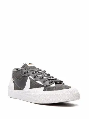 Nike X Sacai Blazer Low Sneakers - Grey