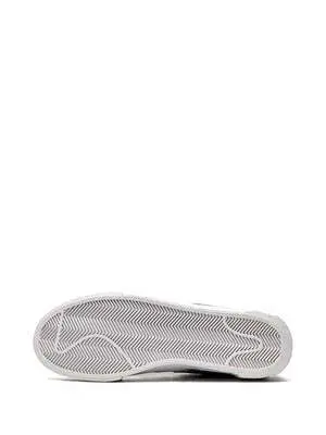 Nike X Sacai Blazer Low Sneakers - Grey