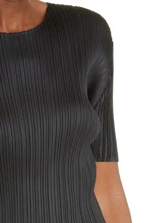Issey Miyake Pleated Top - Black