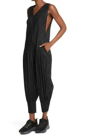 Issey Miyake Pleated Sleeveless Jumpsuit - Black