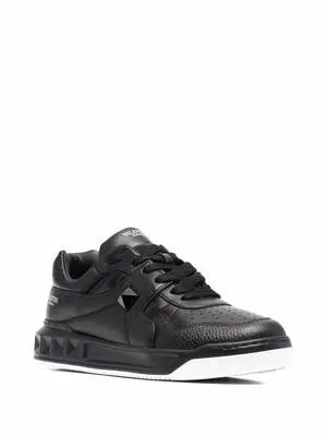 Valentino Garavani Roman Stud Low-top Sneakers - Black