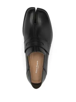 MAISON MARGIELA Tabi Leather Loafers - Black