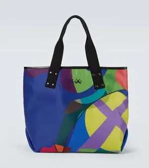 sacai kaws トートバッグ　Mサイズ KAWS Sacai Print Tote Bag Black カウズ サカイ トートバッグ (sacai