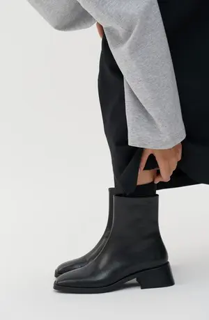 VAGABOND SHOEMAKERS Blanca Leather Boots - Black