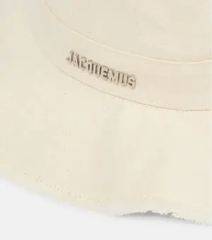 Jacquemus Le Bob Artichaut Bucket Hat - White