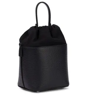 MAISON MARGIELA 5ac Leather Bucket Bag - Black