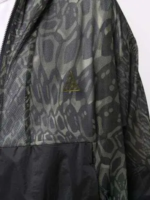 Nike Happy Arachnid Lightweight Jacket