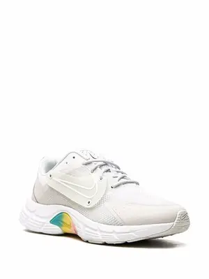 Nike Alphina 5000 Low-top Sneakers - Neutrals