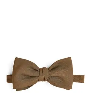Brioni Pre-Tied Silk Bow Tie Brown