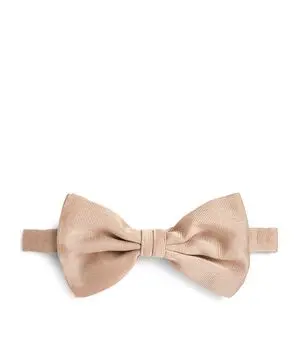 Brioni Pre-Tied Silk Bow Tie Nude