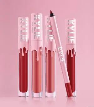 KYLIE COSMETICS Matte Lip Kit - Red