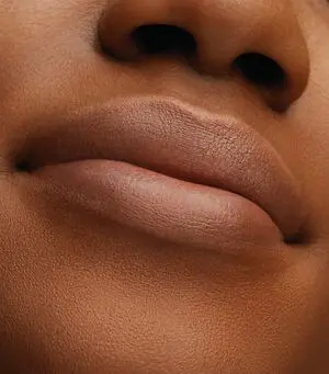 MAC COSMETICS Lustreglass Sheer-shine Lipstick