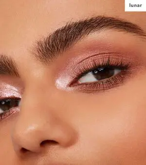 BECCA By Rebecca Virtue Light Gleam Primer & Topper Liquid Eyeshadow