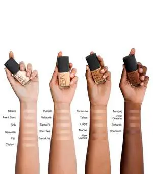 NARS Sheer Glow Foundation - Nude