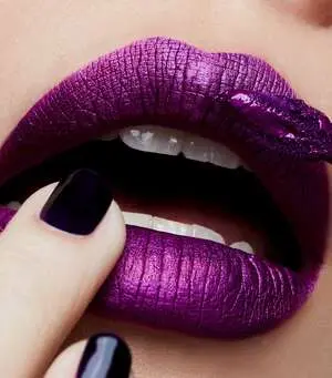 MAC COSMETICS Retro Matte Liq Lip Atomized 18 - Purple