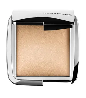 HOURGLASS Ambient Strobe Lighting Powder - Beige
