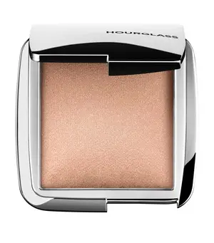 HOURGLASS Ambient Strobe Lighting Powder - Beige