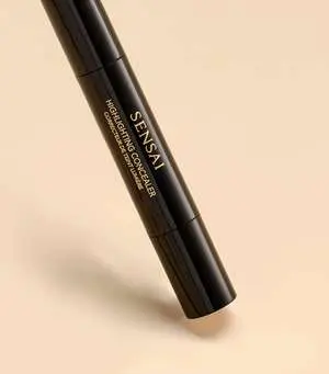 SENSAI Highlighting Concealer
