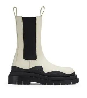Bottega Veneta Leather Tire Chelsea Boots - White