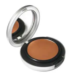 MAC COSMETICS Studio Tech Foundation Neutral