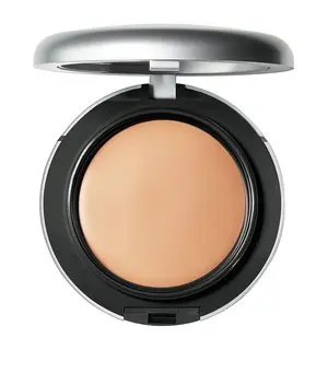 MAC COSMETICS Studio Tech Foundation - Neutral