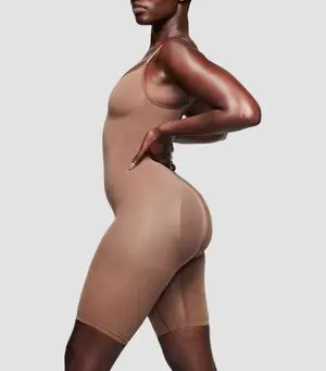 SKIMS Mid-thigh Sculpting Bodysuit