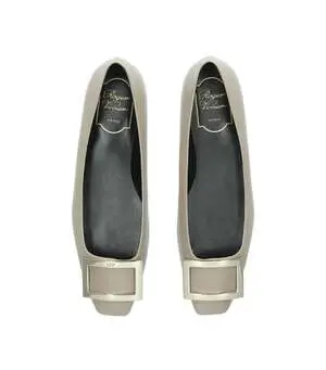 ROGER VIVIER Quadrata Trompette Leather Flats - Beige