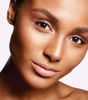 MAC COSMETICS Extra Dimension Skinfinish - Gold