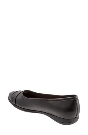 Trotters Danni Leather & Suede Flat - Black