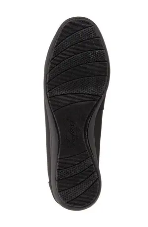 Trotters Danni Leather & Suede Flat - Black