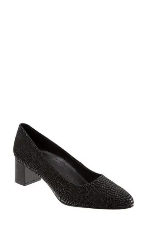 Trotters Kari Pointy Toe Pump