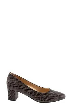Trotters Kari Pointy Toe Pump