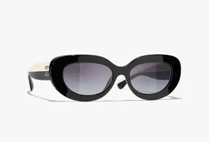 CHANEL Chanel Oval Sunglasses