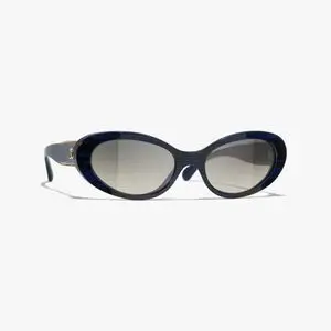 Chanel Chanel Oval Sunglasses Blue