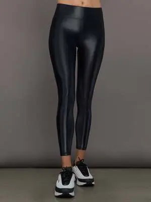 Carbon38 Regular Rise 7/8 Legging In Takara Shine - Black