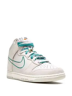 Nike Dunk High Se First Use Sneakers - Neutrals