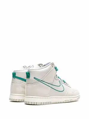 Nike Dunk High Se First Use Sneakers - Neutrals