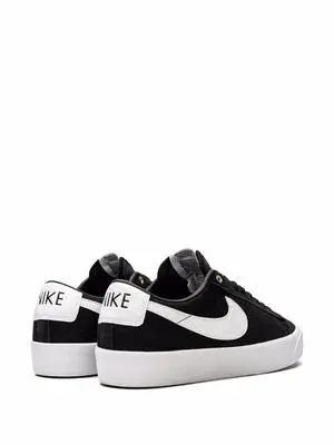 Nike Zoom Blazer Low Pro Gt Sb Sneakers - Black