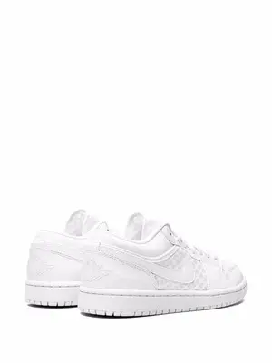JORDAN Air 1 Low Breathe Triple Sneakers
